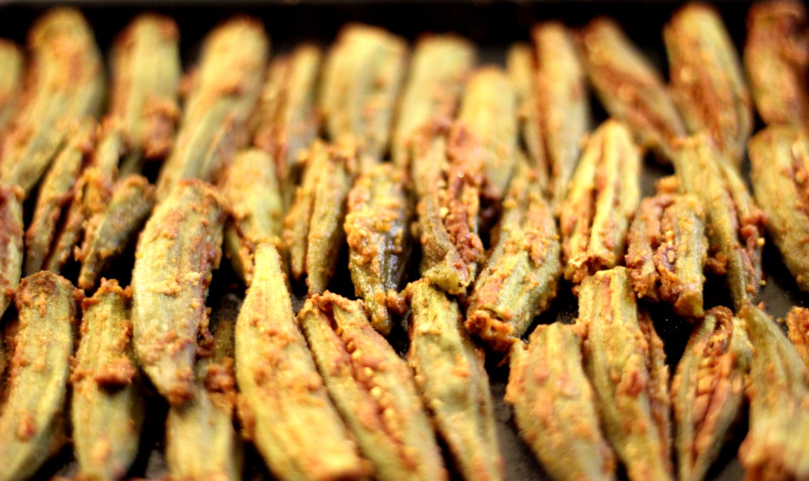 Stuffed Okra / Baked Bharwan Bhindi | Aish Cooks